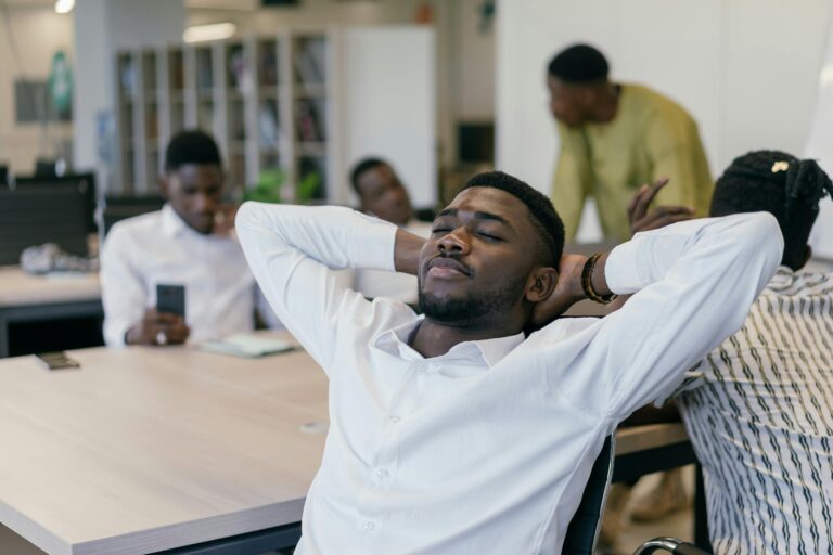 Move More: The Benefits of Regular Movement for Employees and Employers ...